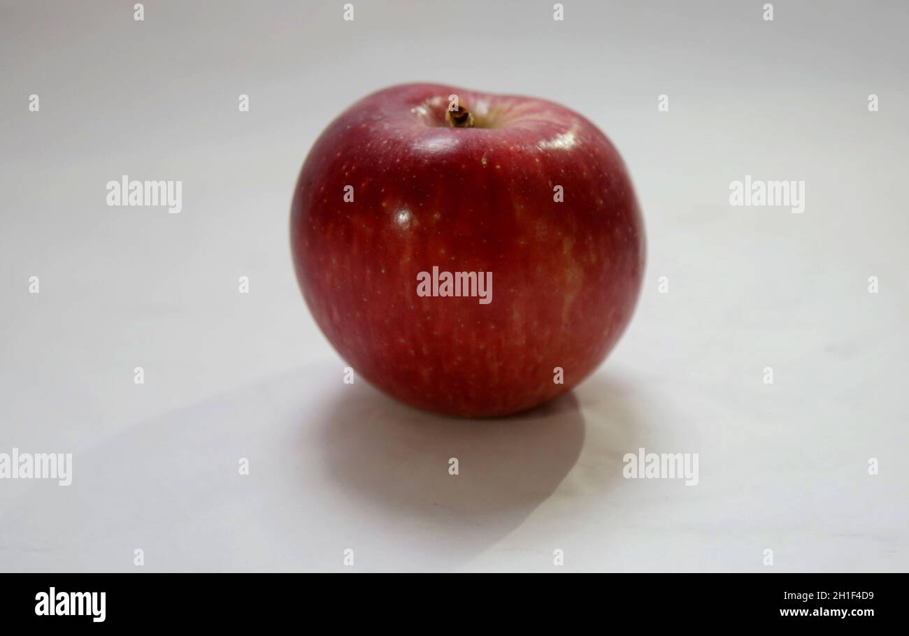 salvador, bahia / brazil - may 28, 2020: red apples. *** Local Caption ...