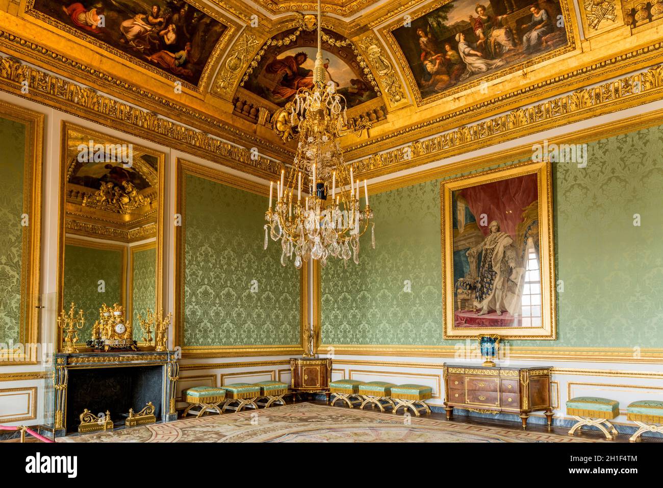 Antechamber versailles hi-res stock photography and images - Alamy