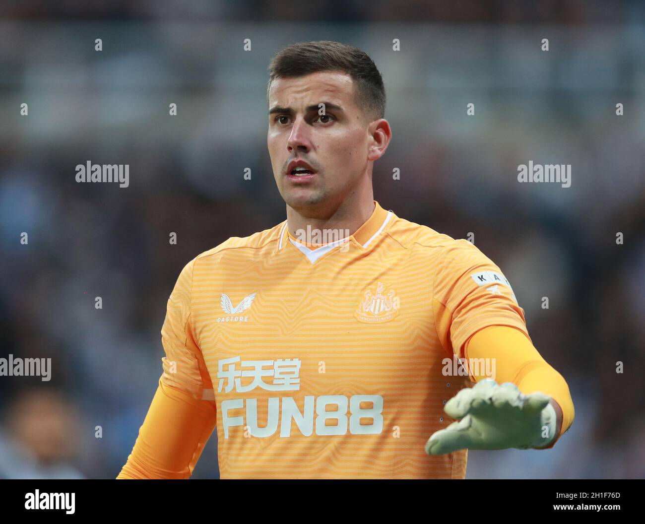 Simon darlow hi-res stock photography and images - Alamy