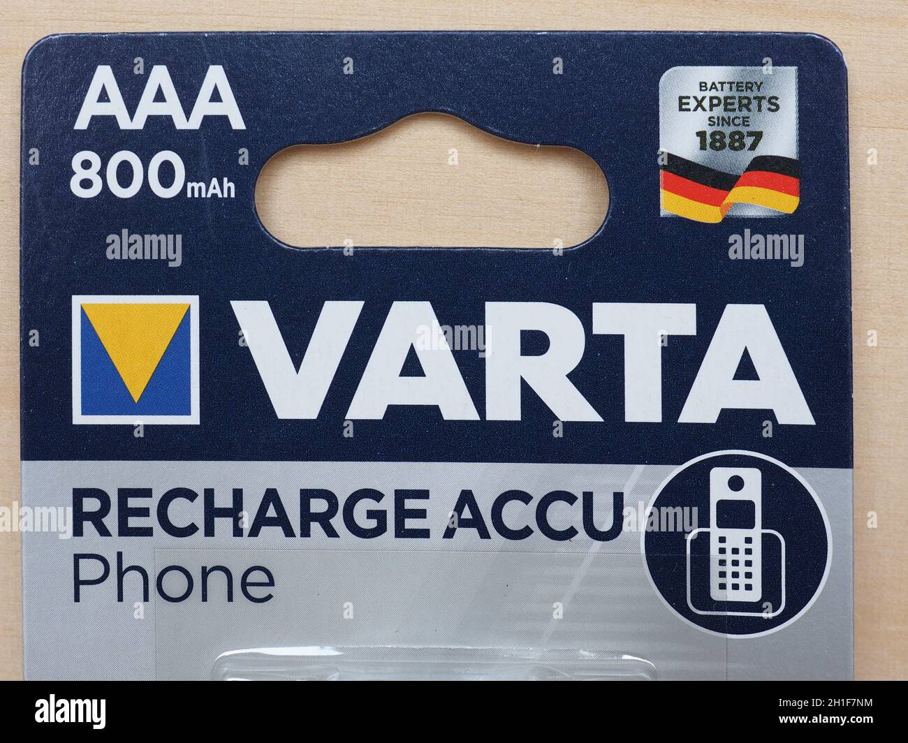 Varta logo hi-res stock photography and images - Alamy