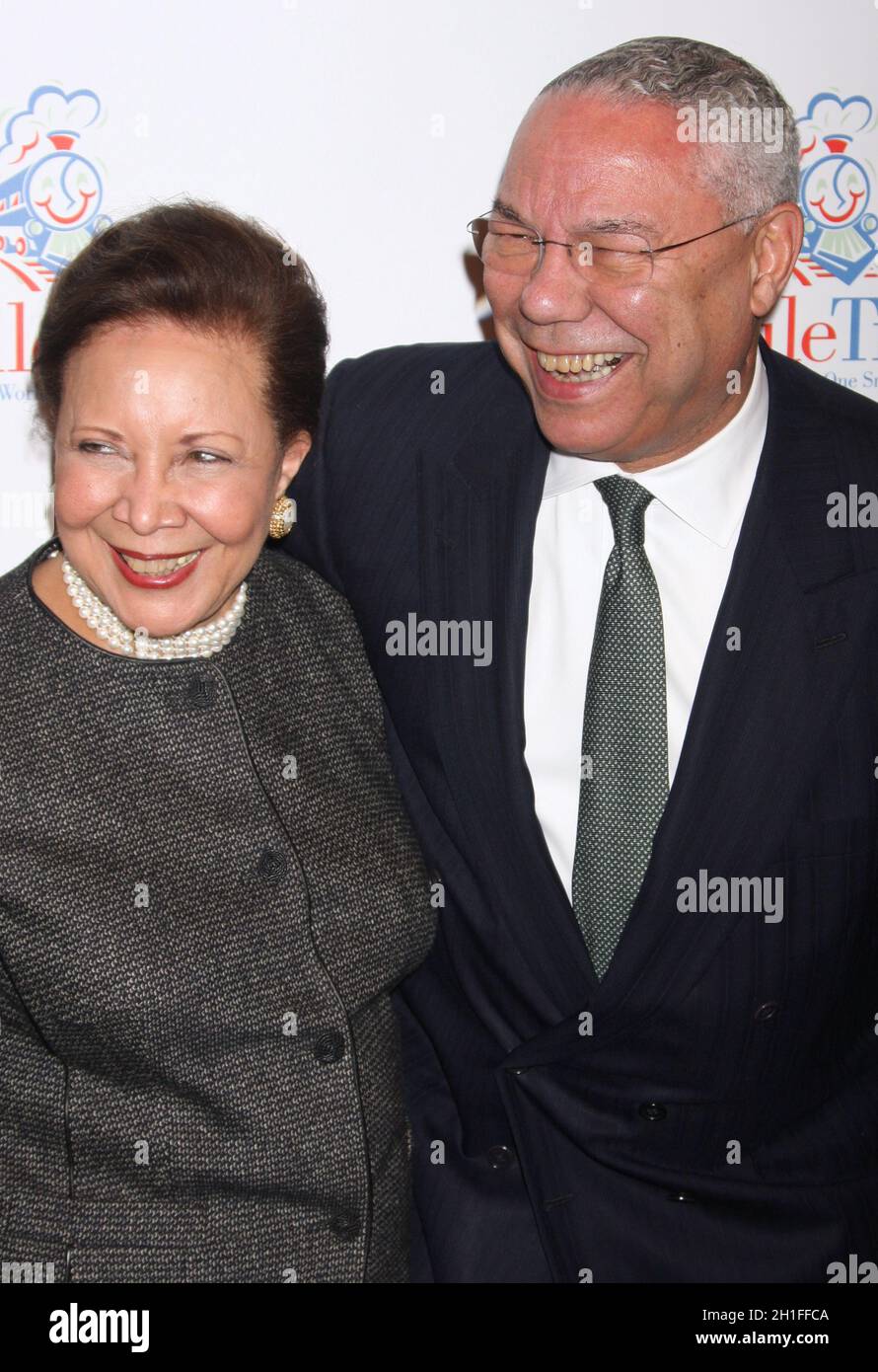 Alma Johnson Powell and Colin Powell attend Smile Train's 10 Year ...