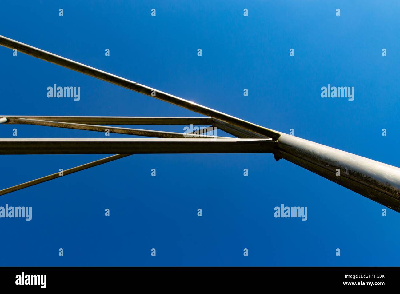 Steel beam structure hi-res stock photography and images - Alamy