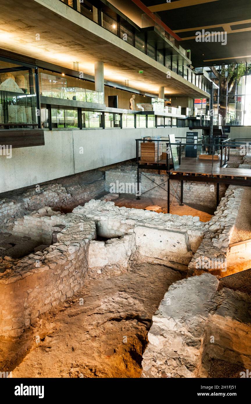 FRANCE. DORDOGNE (24). PERIGUEUX. VESUNNA, GALLO-ROMAN MUSEUM-SITE ...