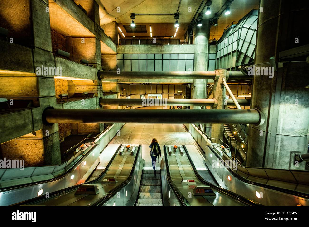 Westminster station interior hi-res stock photography and images - Alamy