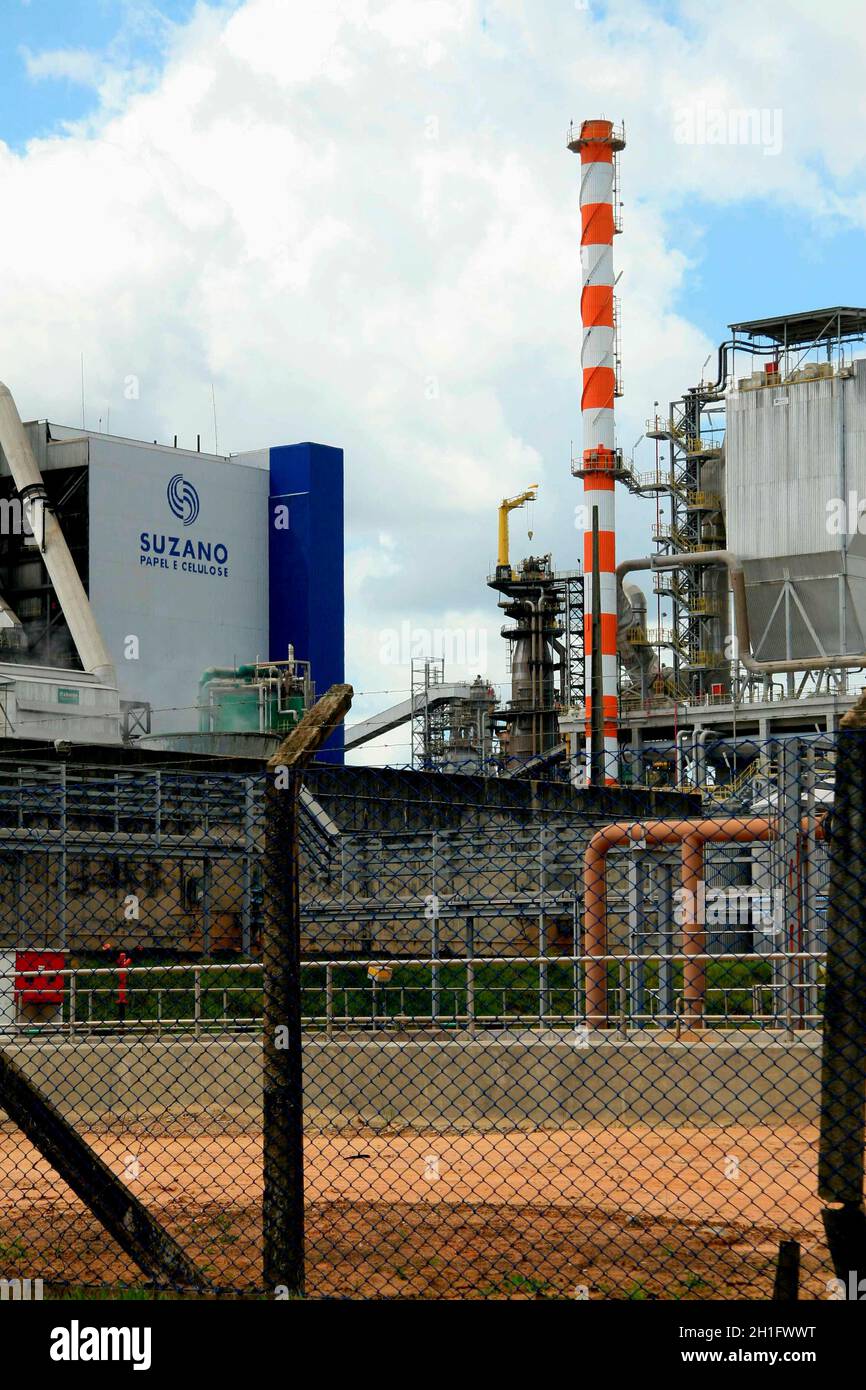 MUCURI, BAHIA / BRAZIL - June 16, 2010: Suzano Pulp and Paper mill in ...