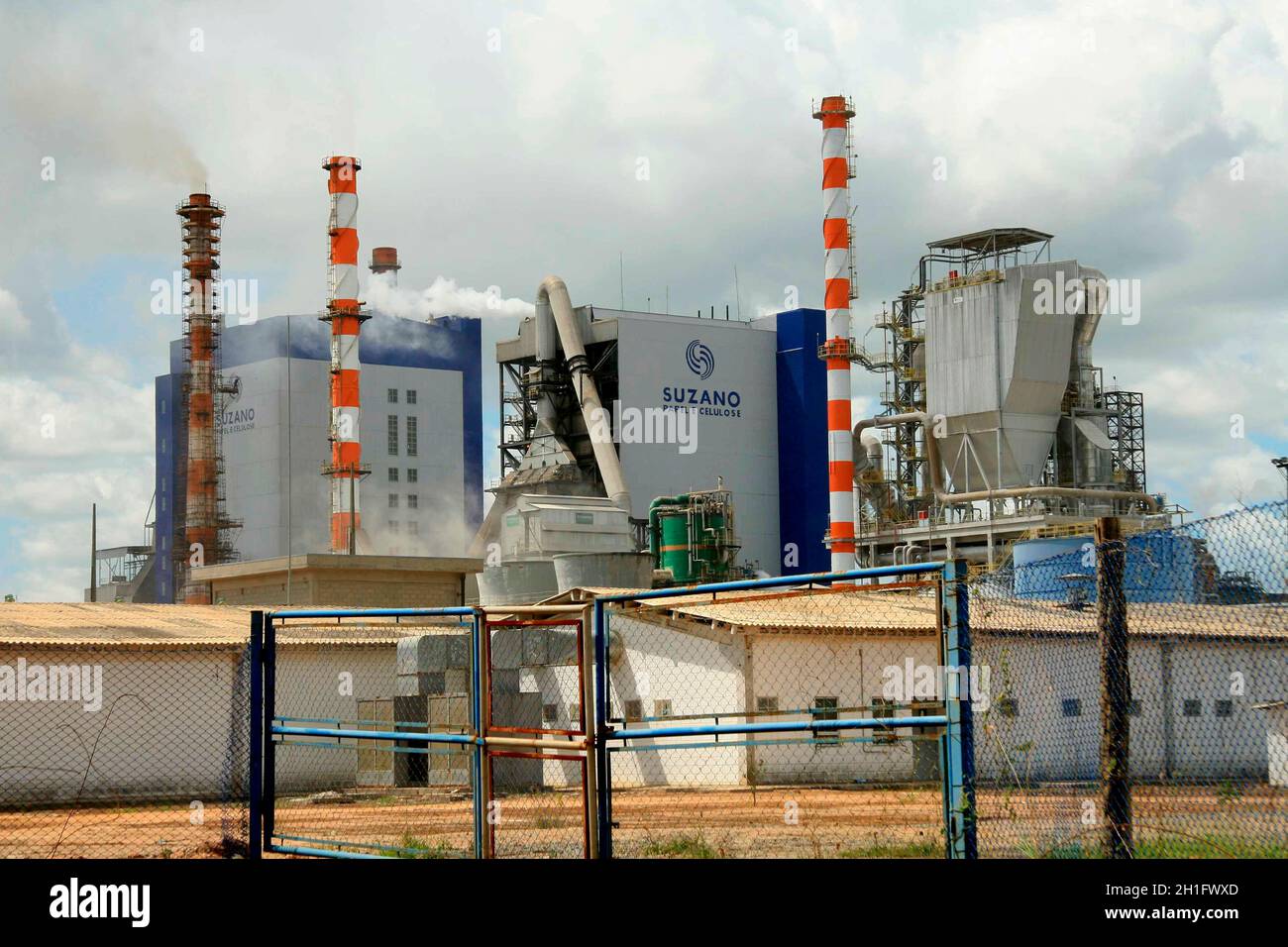 MUCURI, BAHIA / BRAZIL - June 16, 2010: Suzano Pulp and Paper mill in ...