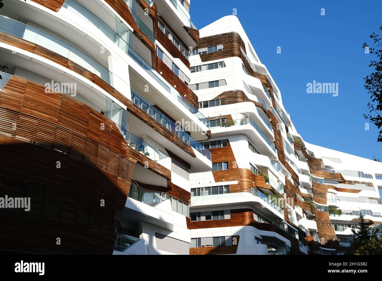 Gardens palaces milan city life hi-res stock photography and images - Alamy