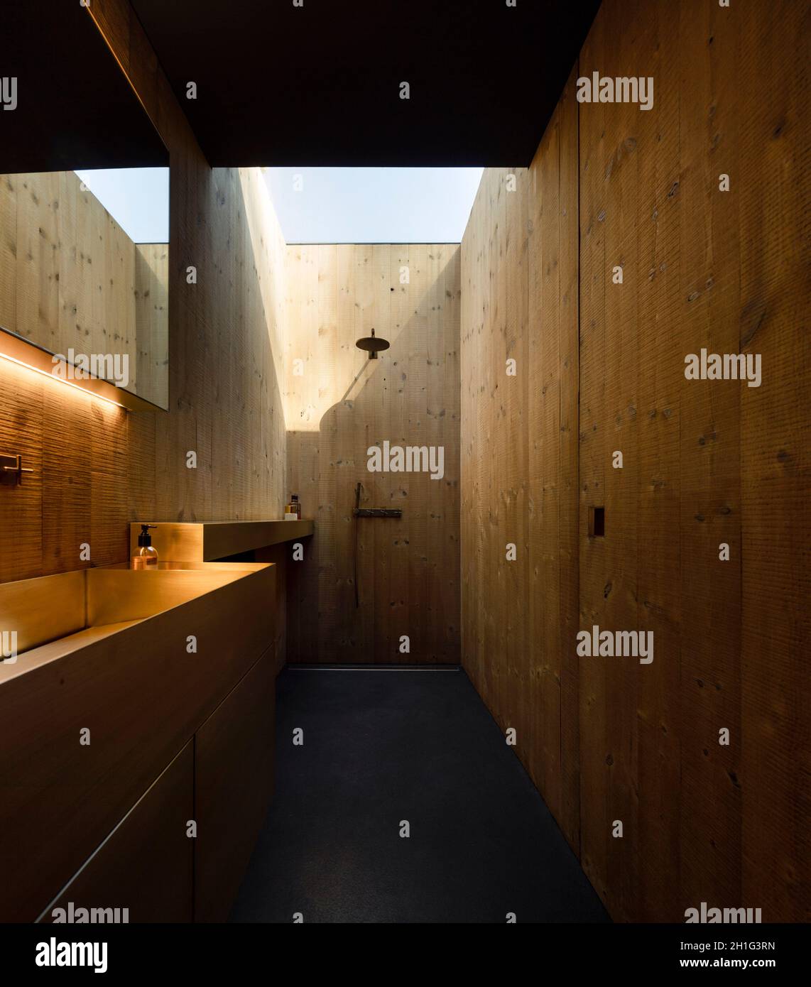Bathroom. Pavilion House, Guimarães, Portugal. Architect: Diogo Aguiar ...