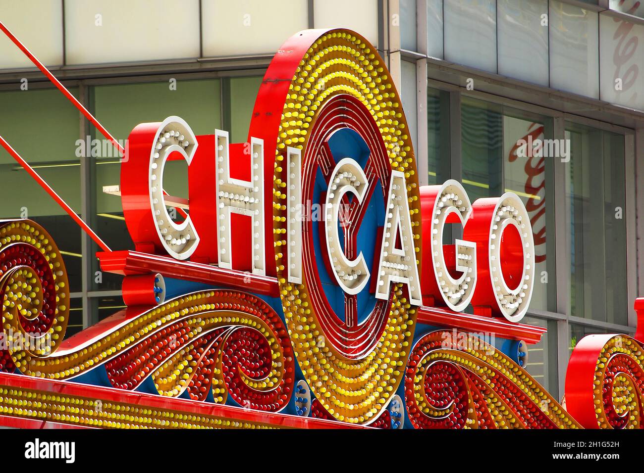 CHICAGO, ILLINOIS/USA-OCTOBER 16 2015: Chicago Theater sign north State ...