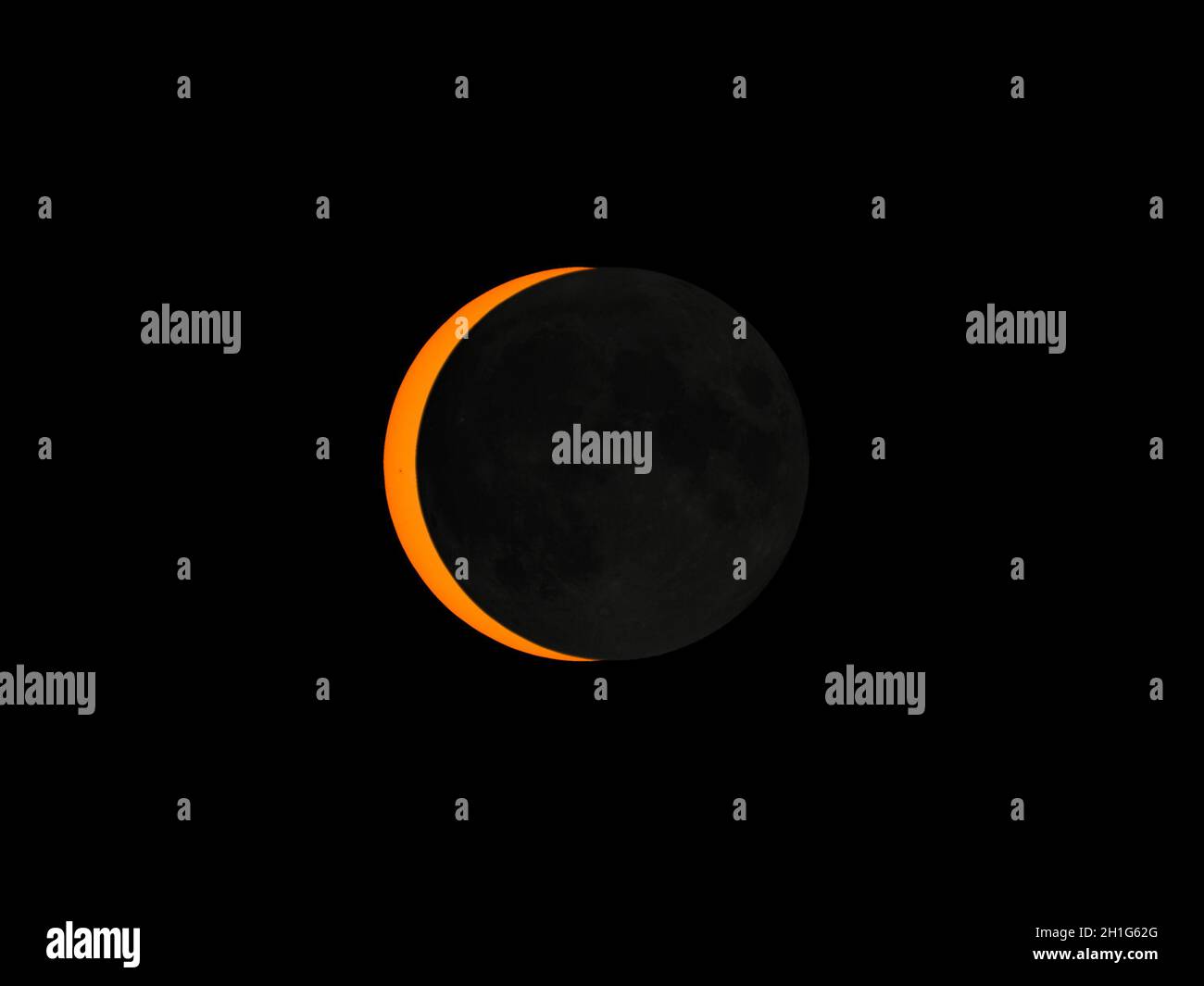 Moon in almost total hi-res stock photography and images - Alamy