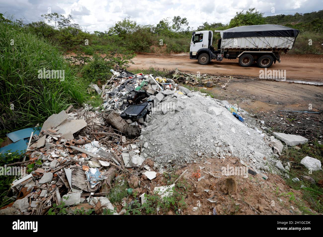 camacari, bahia / brazil - april4, 2019: rubble and construction waste ...