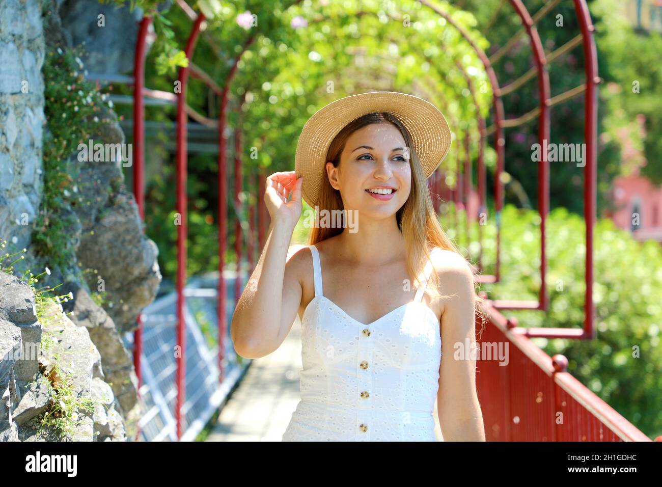 Walk of lovers hi-res stock photography and images - Alamy