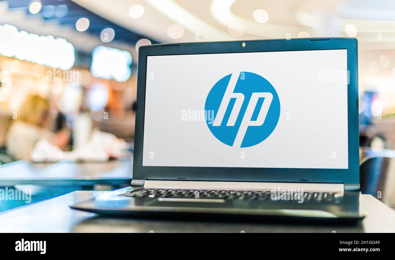 Hp laptop logo hi-res stock photography and images - Alamy
