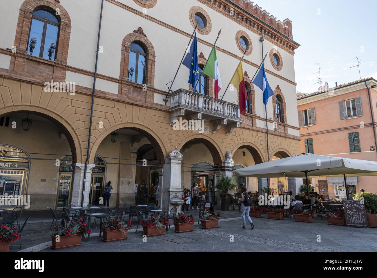 Popolo in ravenna hi-res stock photography and images - Alamy