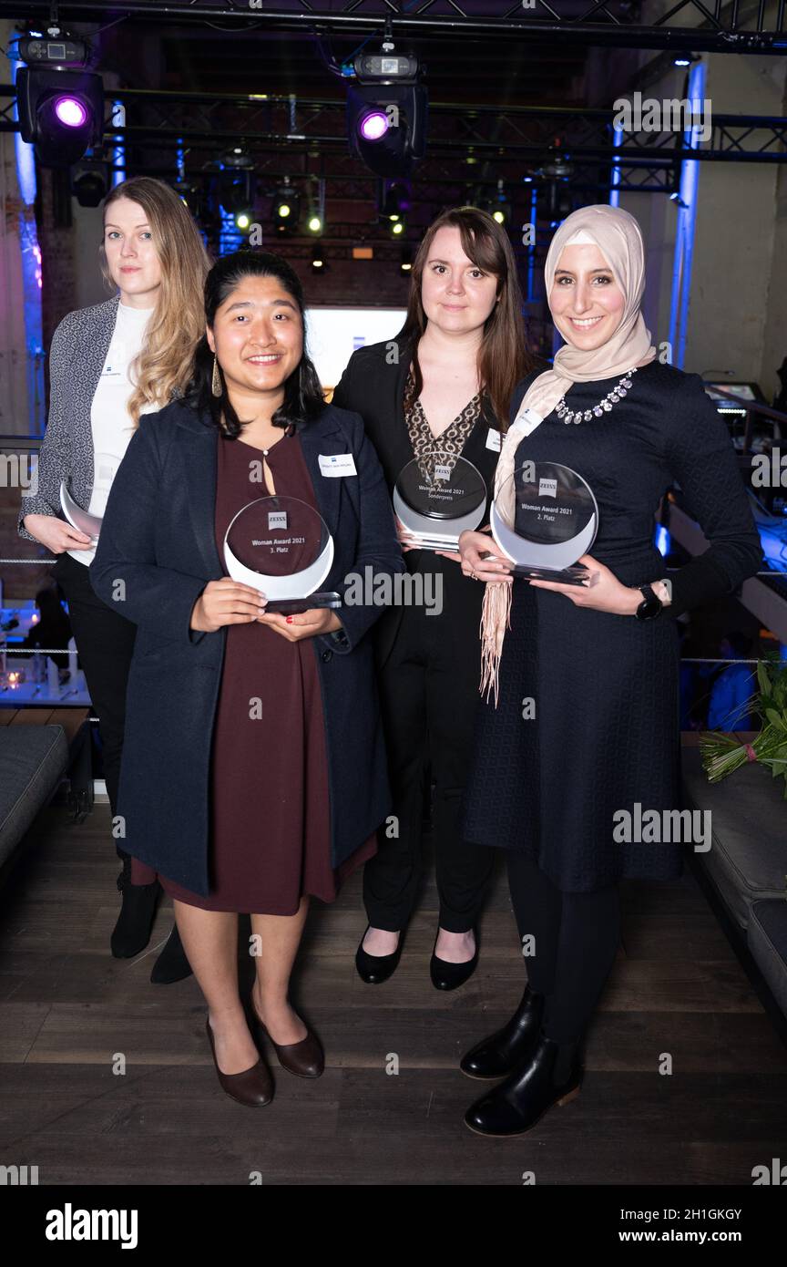 Dresden, Germany. 18th Oct, 2021. The award winners Drishti Maharjan (l ...