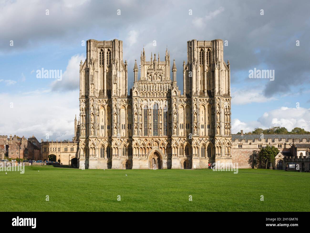 English perpendicular architecture hi-res stock photography and images ...