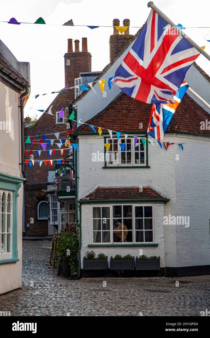 Old lymington hi-res stock photography and images - Alamy