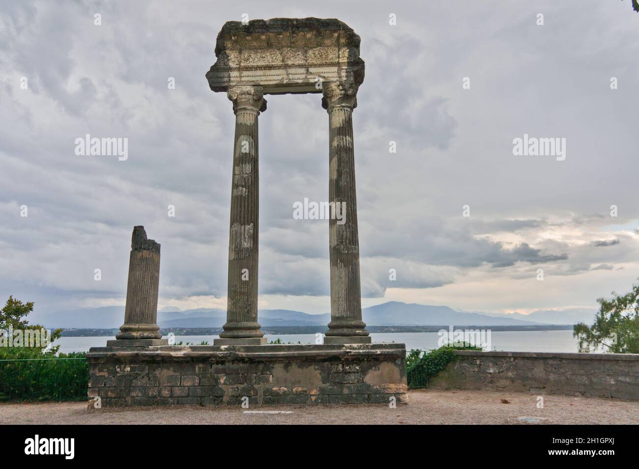 The ancient Roman columns of Nyon, Switzerland, Europe Stock Photo - Alamy