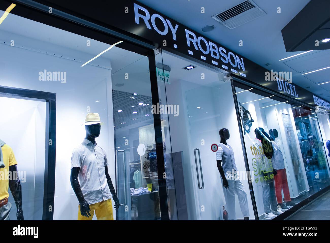 Roy Robson Logo Hi res Stock Photography And Images Alamy roy-robson-logo-hi-res-stock-photography-and-images-alamy