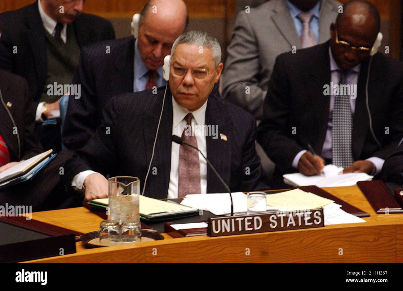 Colin powell photos hi-res stock photography and images - Alamy