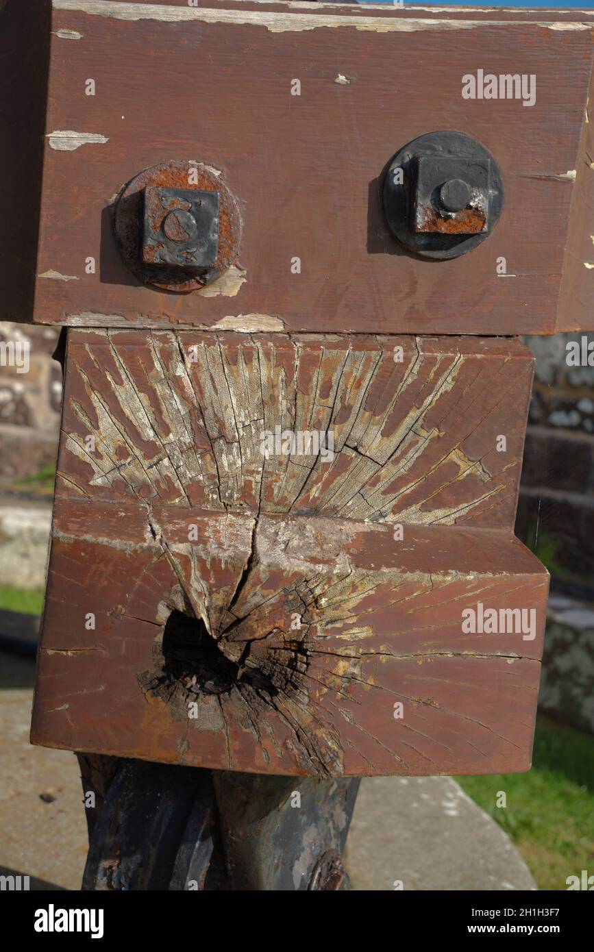 Facial pareidolia hi-res stock photography and images - Alamy