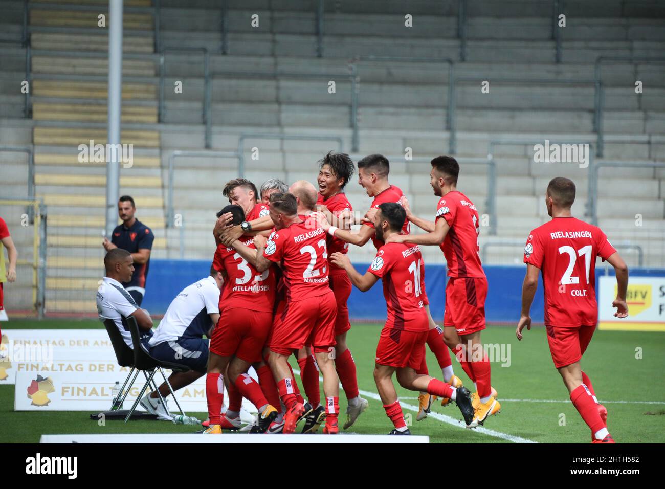 Rielasinger spieler hi-res stock photography and images - Alamy