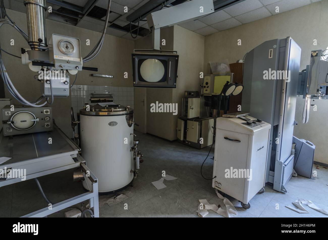 Historical X Ray Machine High Resolution Stock Photography and Images ...