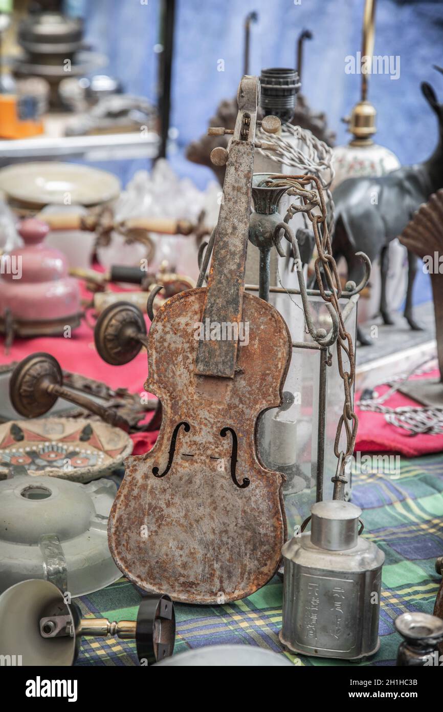 rusty metal violin, mpressions of the largest flea market in Europe in ...
