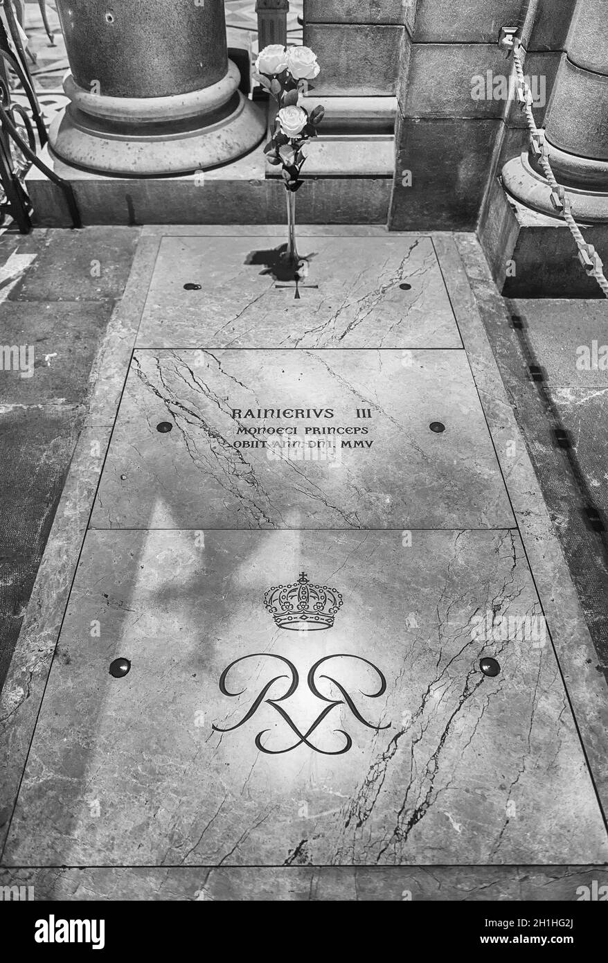 MONACO - AUGUST 13: Tomb of Prince Rainier III inside the Cathedral of ...