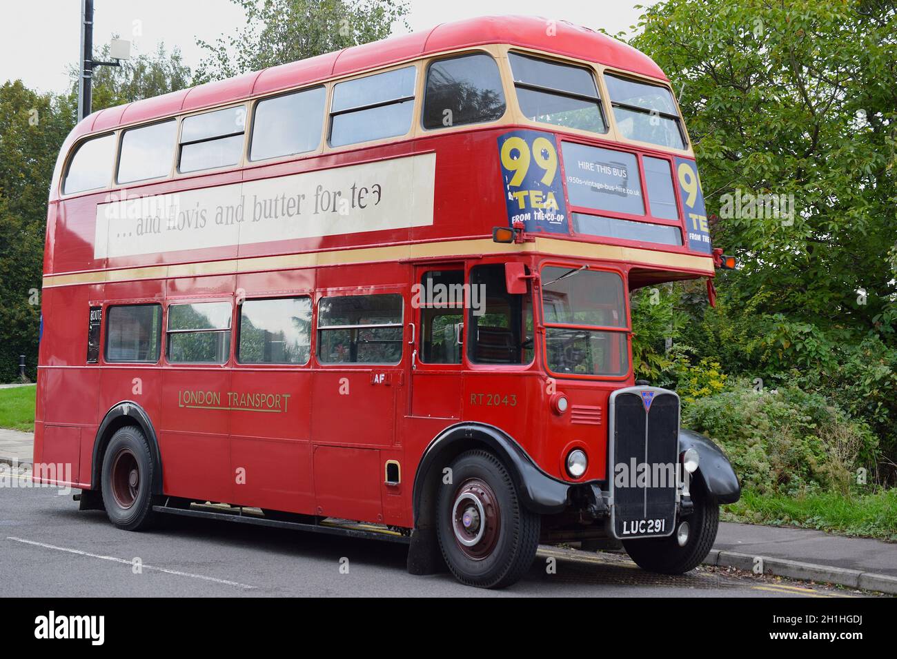 Cute old London red double decker bus Stock Photo - Alamy
