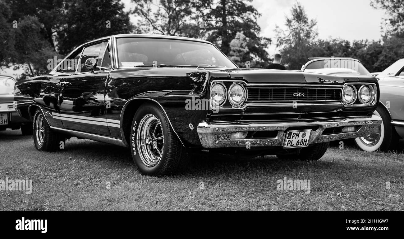 Dark Green Muscle Cars