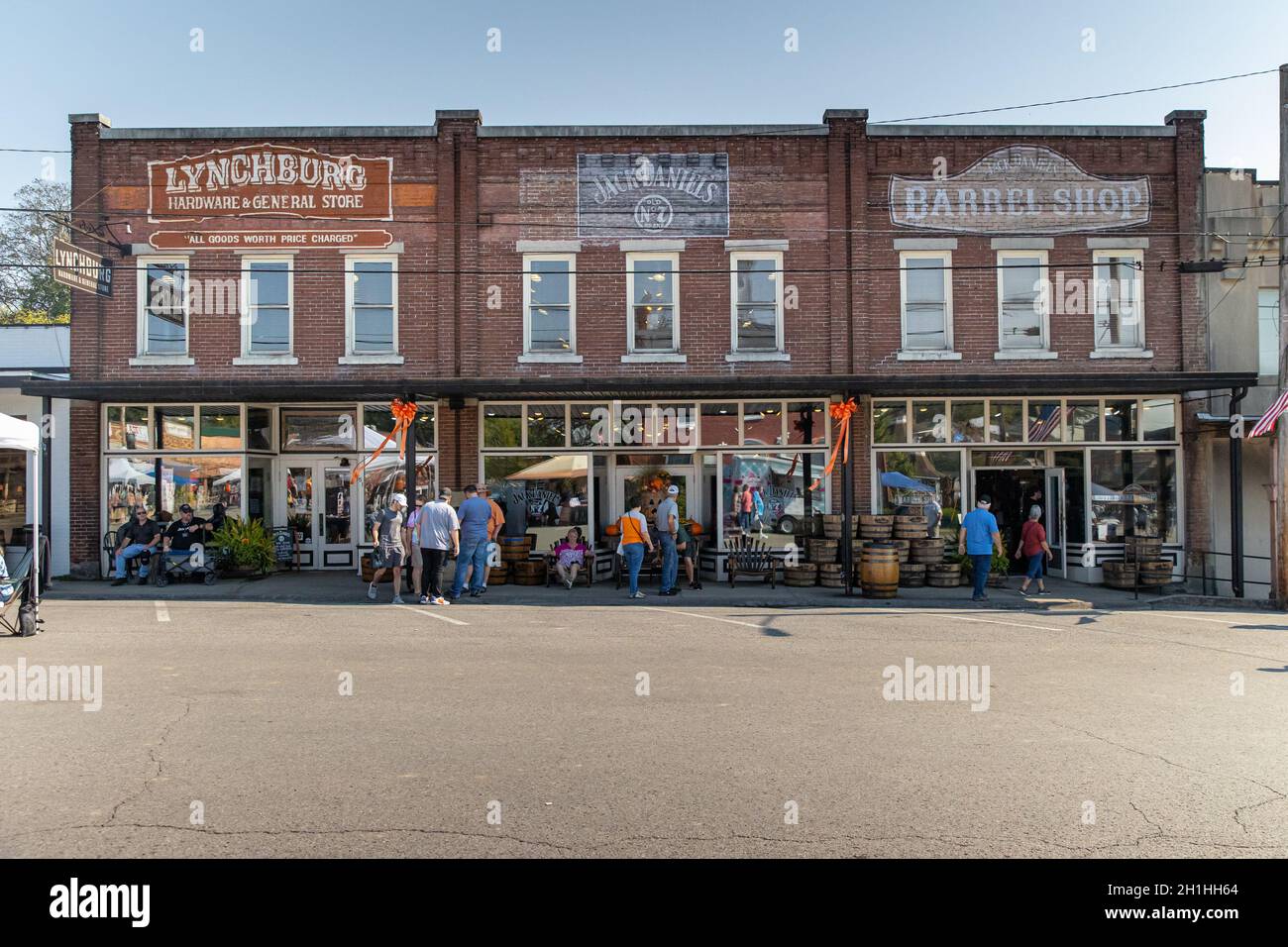 Jack daniels barrel hi-res stock photography and images - Alamy
