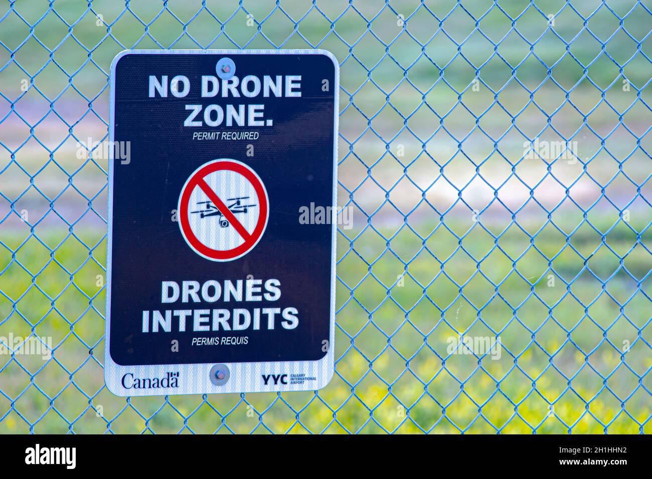 Police aerial surveillance drone hi-res stock photography and images ...