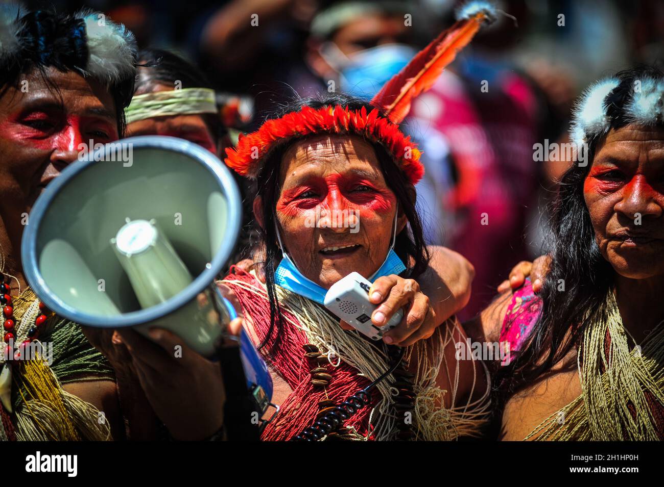 Tageri or waorani or waura or yanomani hi-res stock photography and ...