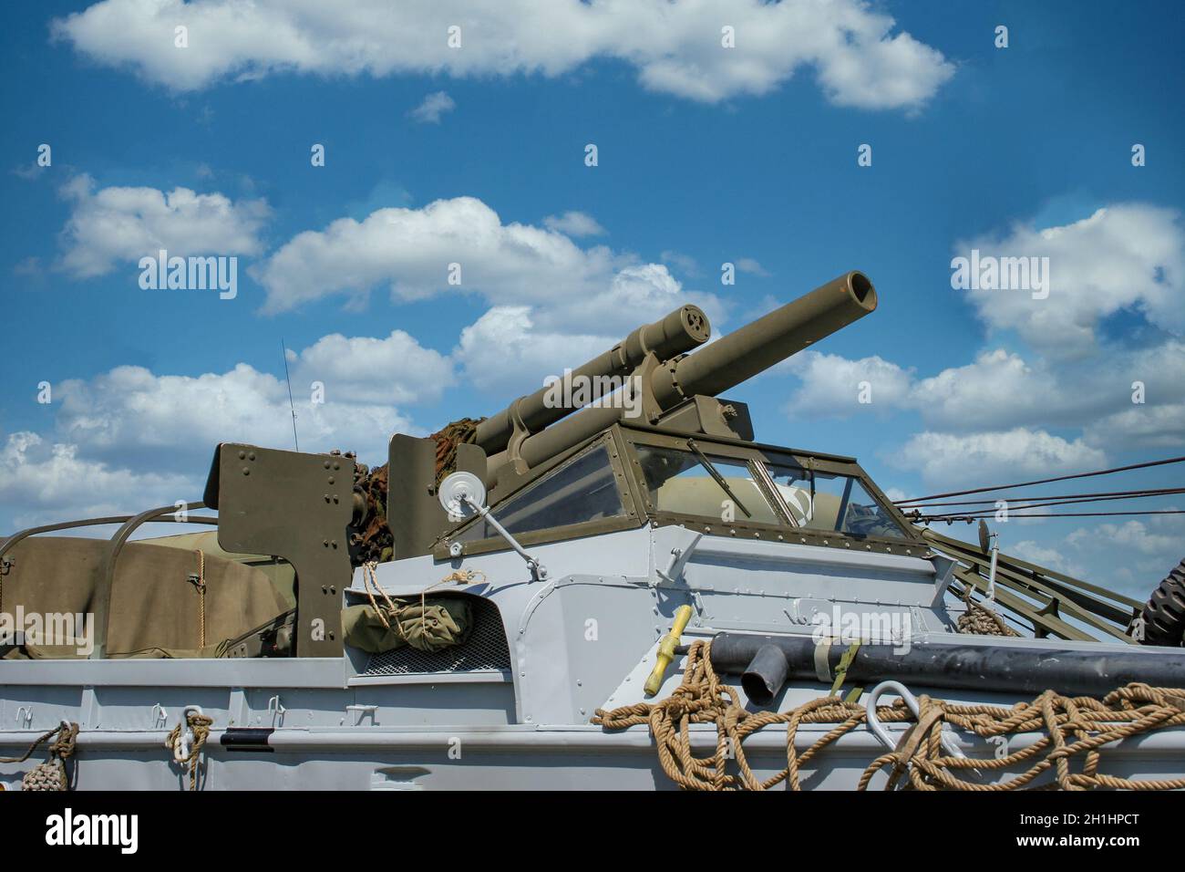 a world war two American howitzer Stock Photo - Alamy