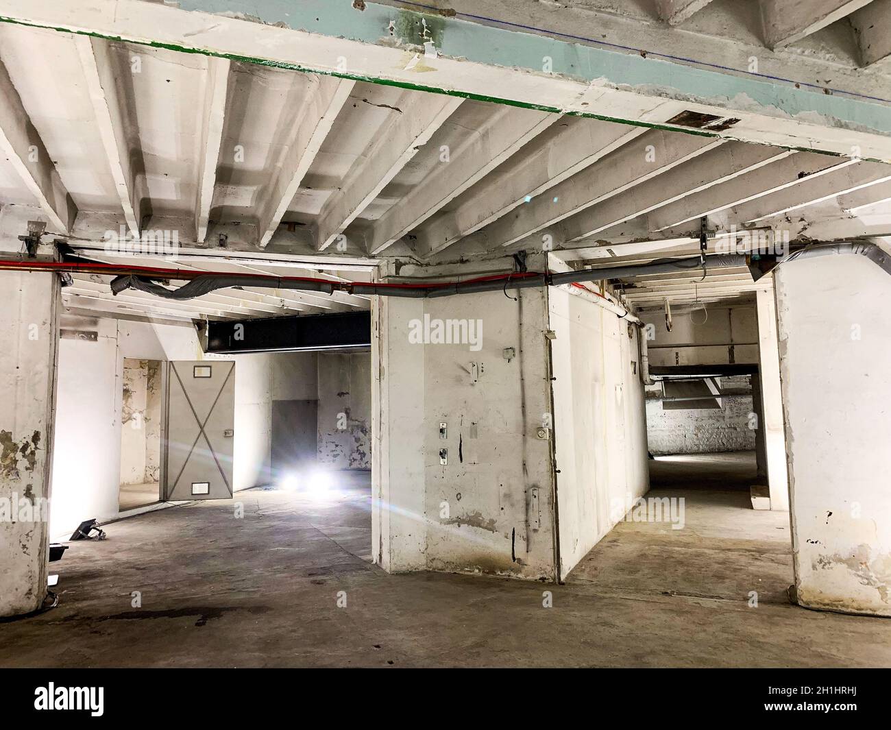 Disused carpark hi-res stock photography and images - Alamy