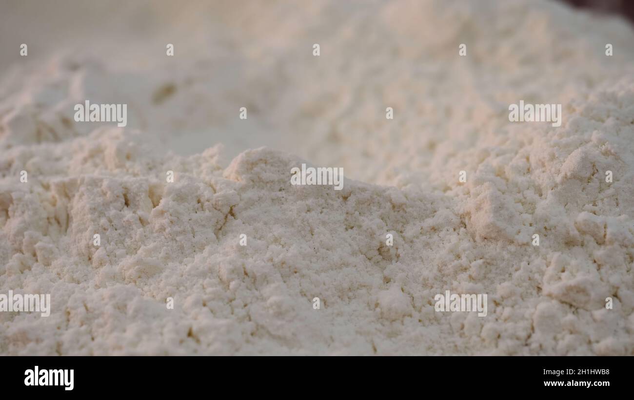 Close footage bread cooking in hi-res stock photography and images - Alamy