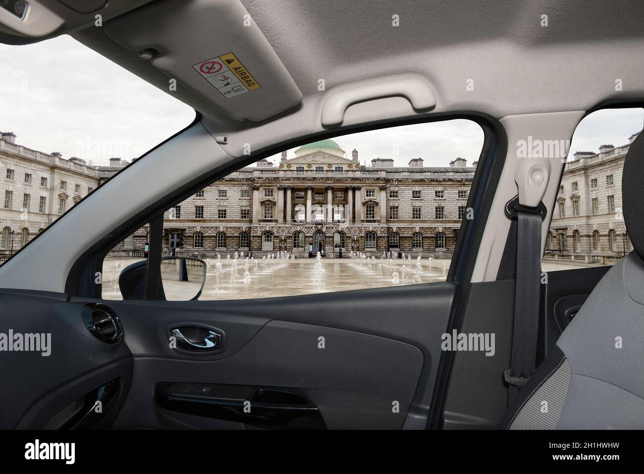 Car through window house hi-res stock photography and images - Alamy