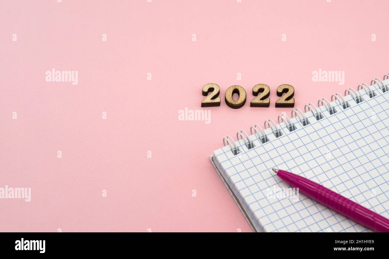 Calendar sheets 2022 hi-res stock photography and images - Alamy