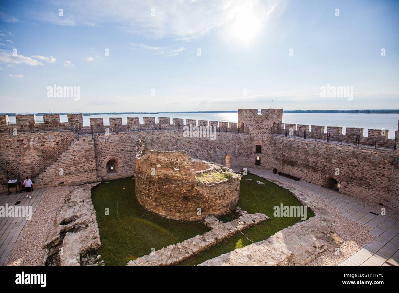 Border fortification hi-res stock photography and images - Alamy
