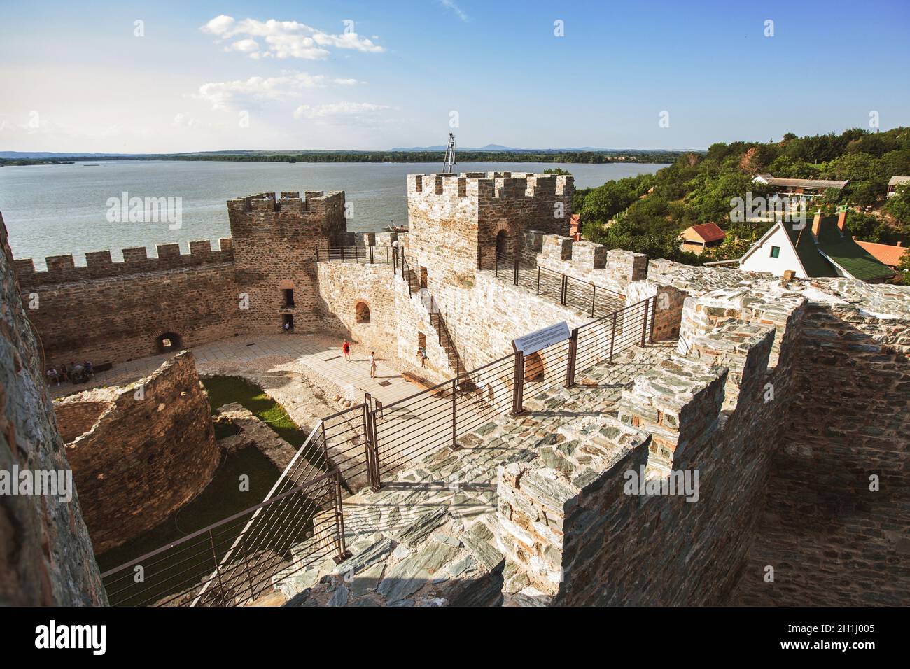 Border fortification hi-res stock photography and images - Alamy