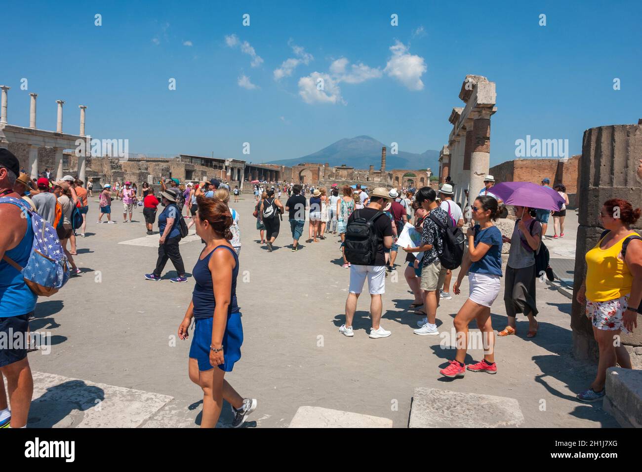 POMPEI, ITALY - AUGUST 1, 2018: Ruins of the ancient roman city of ...