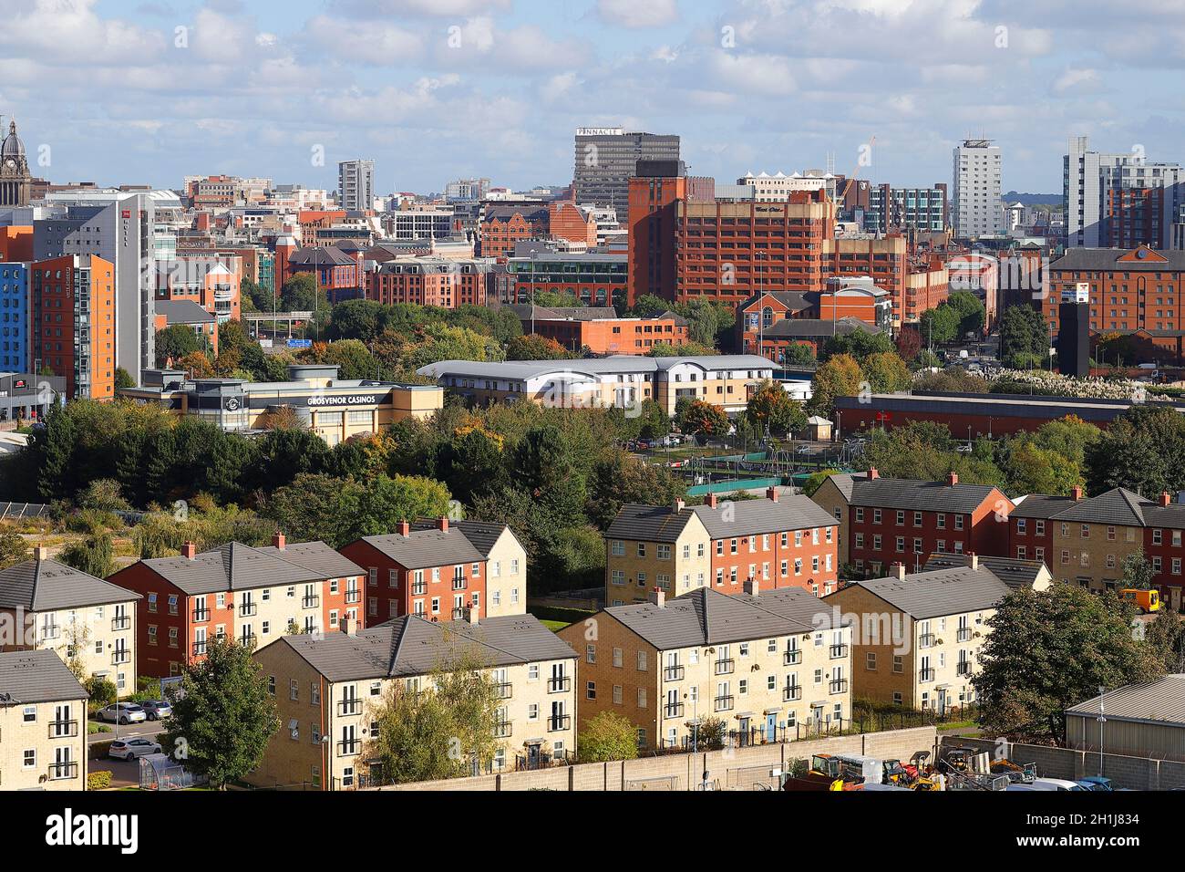 Pinnacle leeds hi-res stock photography and images - Alamy