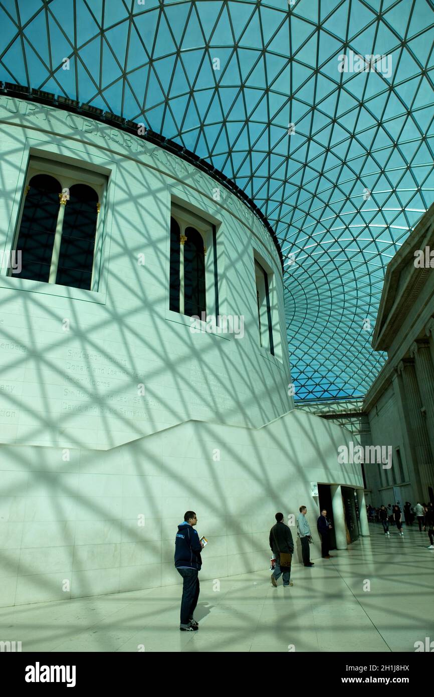 People visit the British Museum. Museum of human history and culture ...