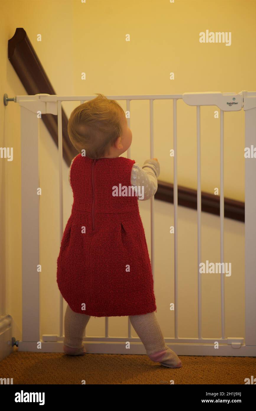 Safety gate stairs child hi-res stock photography and images - Alamy