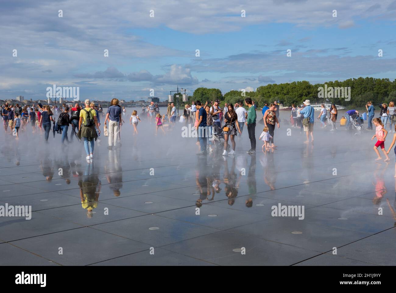 BORDEAUX, FRANCE - AUGUST 11: The Famous Bordeaux water mirror full of ...