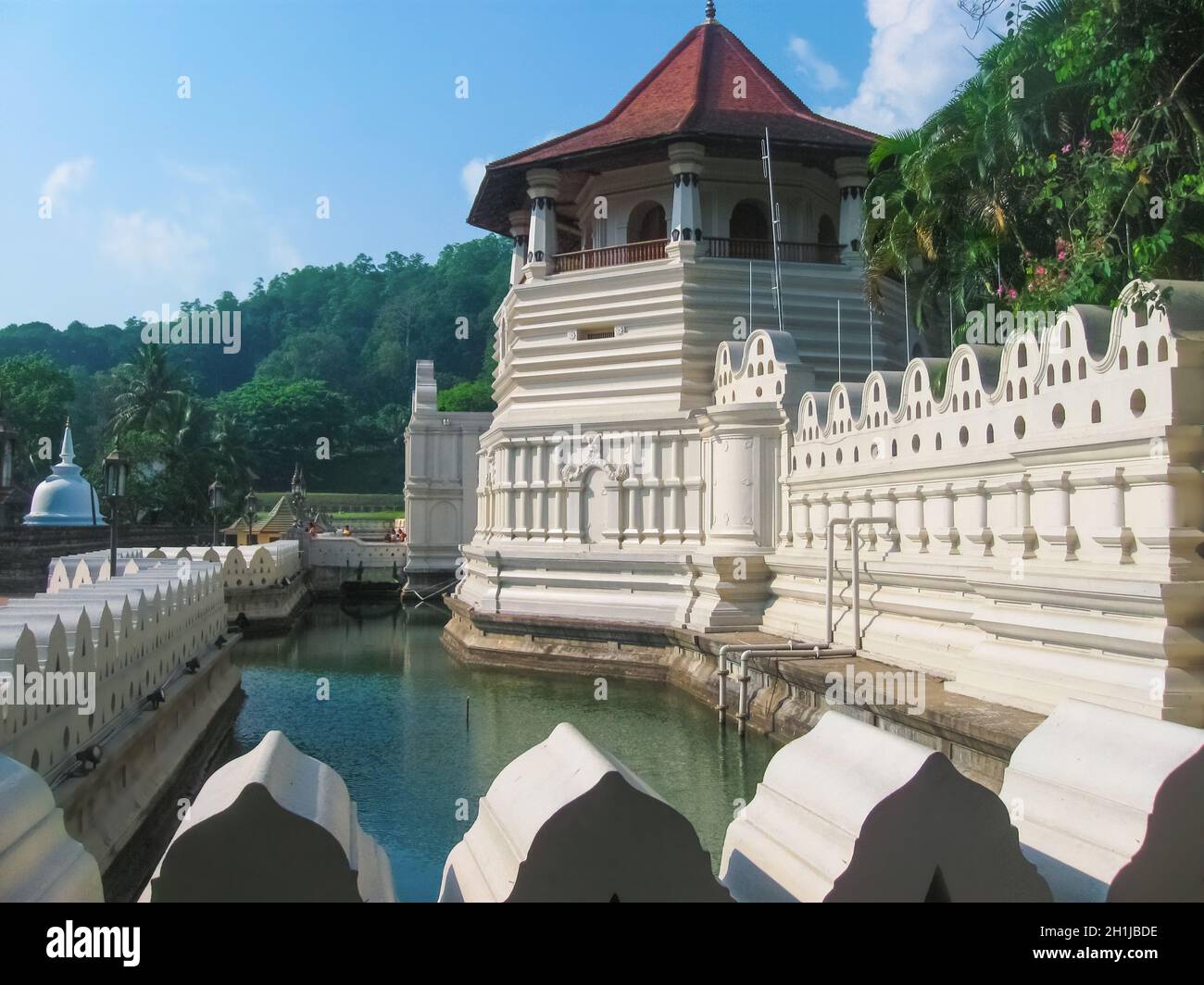 Temple Of The Sacred Tooth Relic, located in the Royal Palace Complex ...