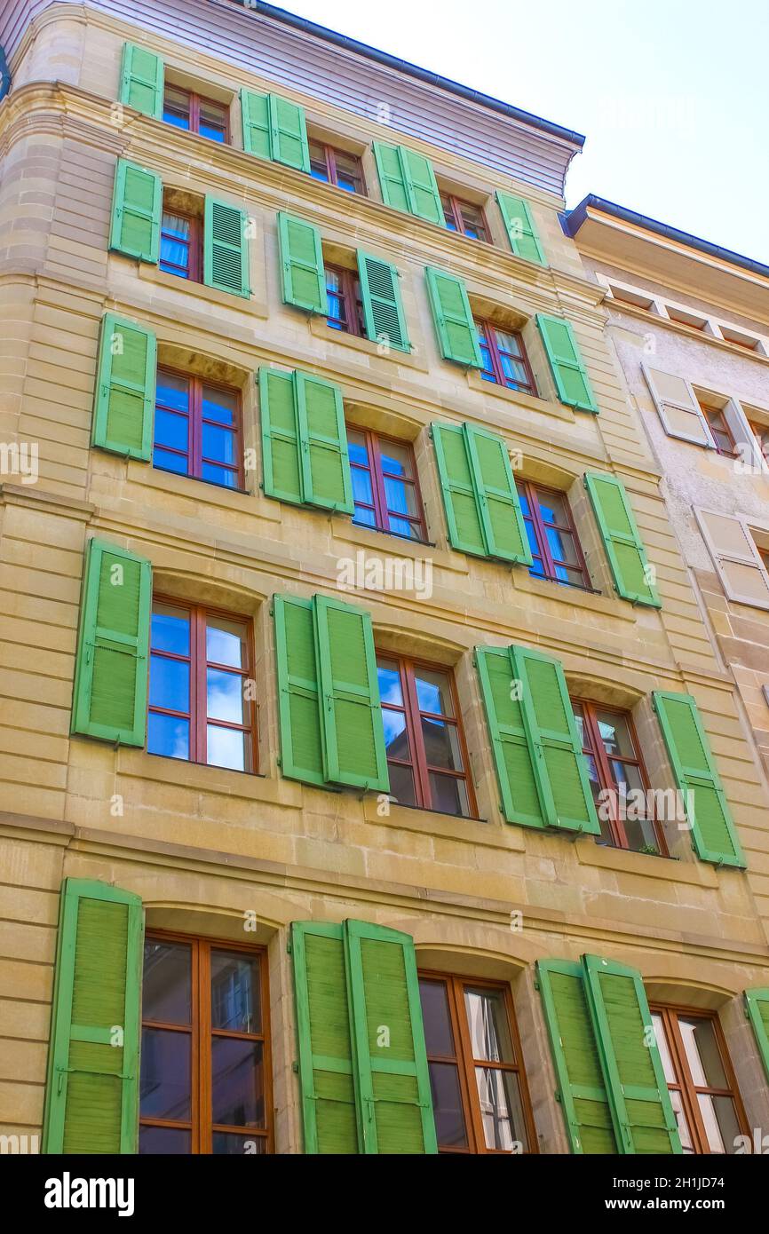 Residential building in geneva hi-res stock photography and images - Alamy