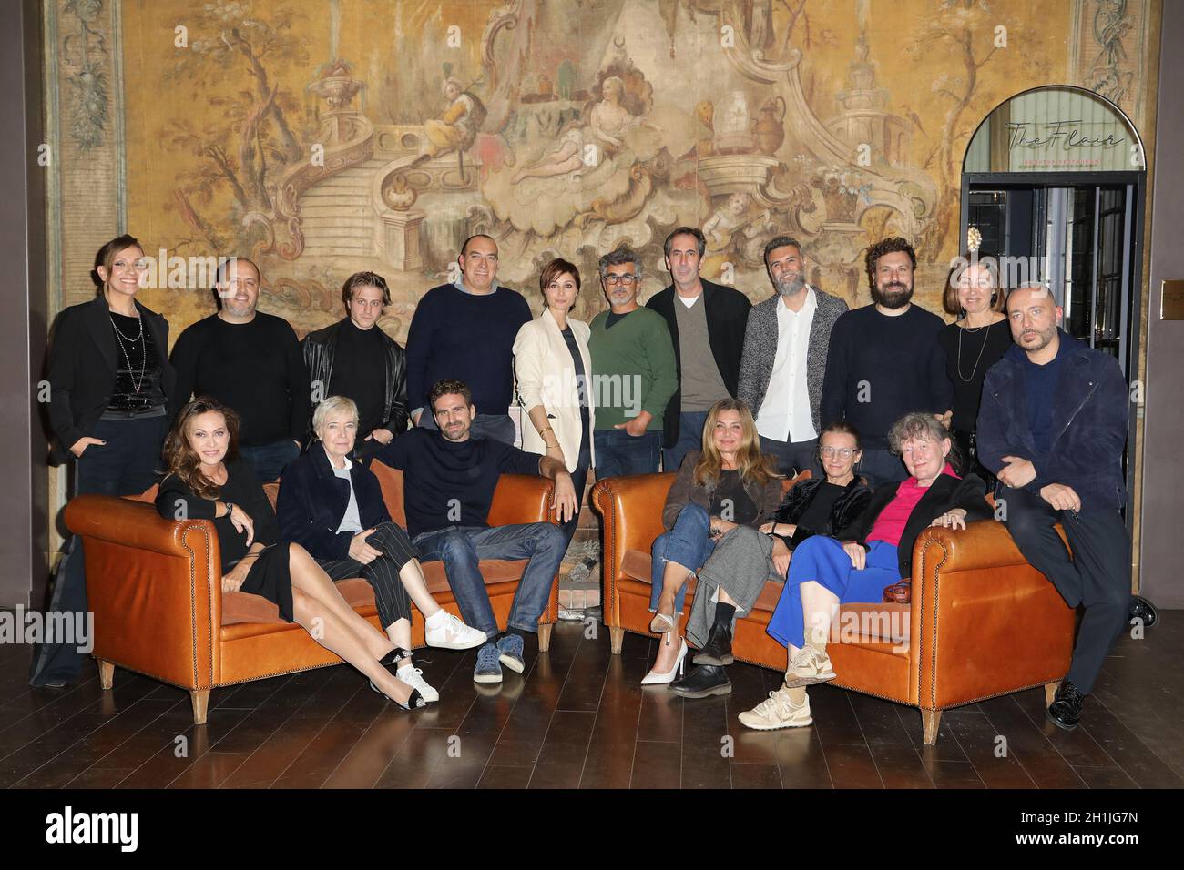 Jury dinner hi-res stock photography and images - Alamy