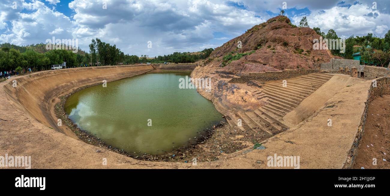 May Shum cistern, built by queen of Sheba in first millennium BC, Queen ...
